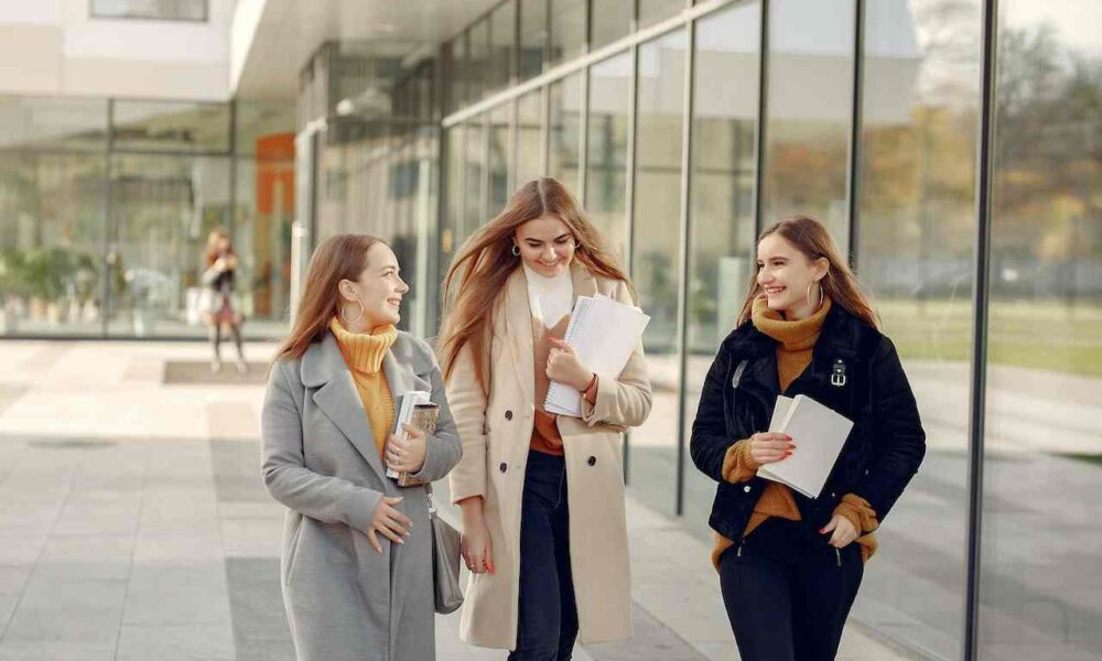 IRCC Invites Nearly 5,000 Candidates Under The International Experience ...