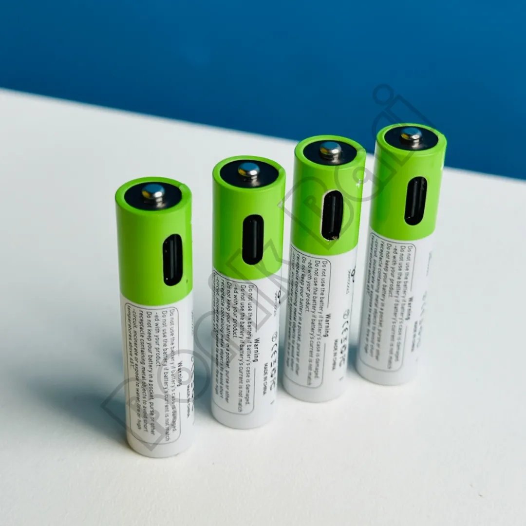 Buy SmarToools RB40 AA/AAA 1.5V 2600mWh Rechargeable Battery