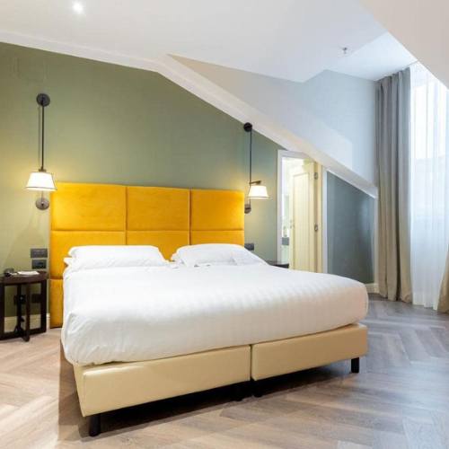 How to Travel from Nice to Genoa by Train | Best Routes, Tickets