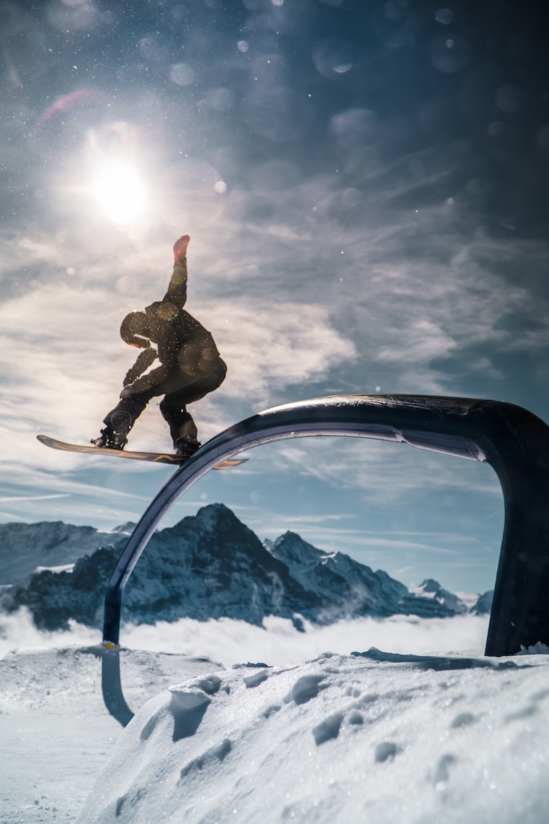 The Ultimate Guide to Shredding the Slopes: Best Snowboarding Tips for ...