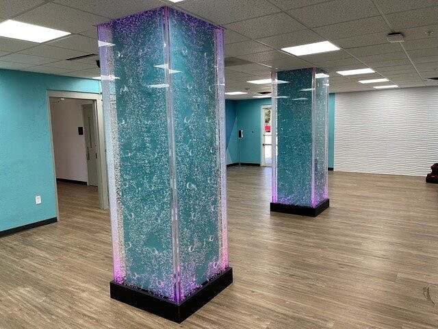 Square Bubble Wall Column For Bell Shoals In Tampa Florida - Midwest ...