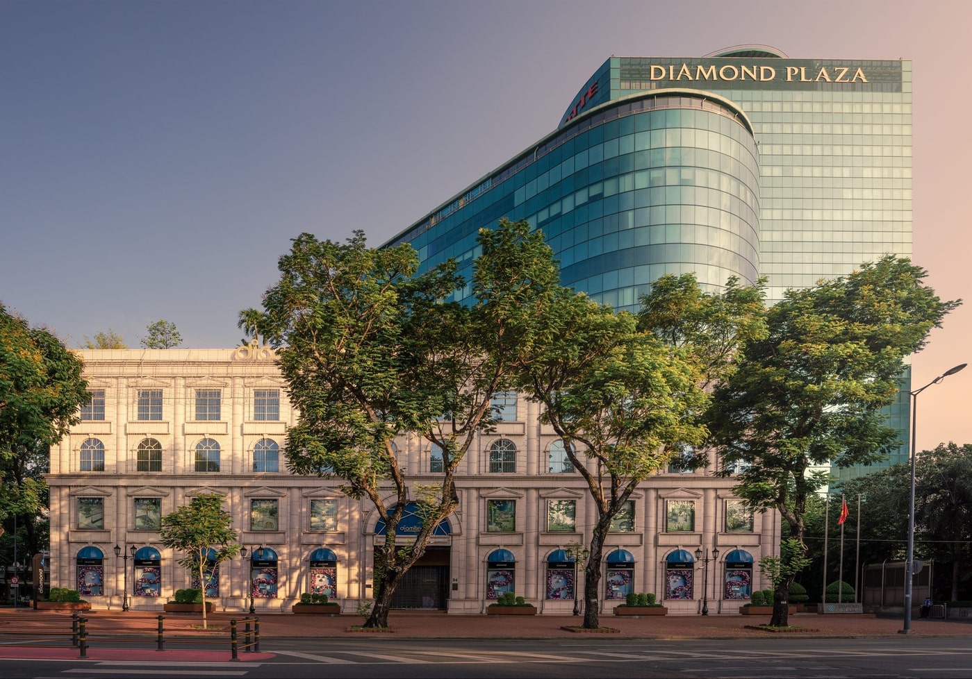 Khám Phá Tòa Nhà Diamond Plaza Quận 1 - Văn Phòng eSmart