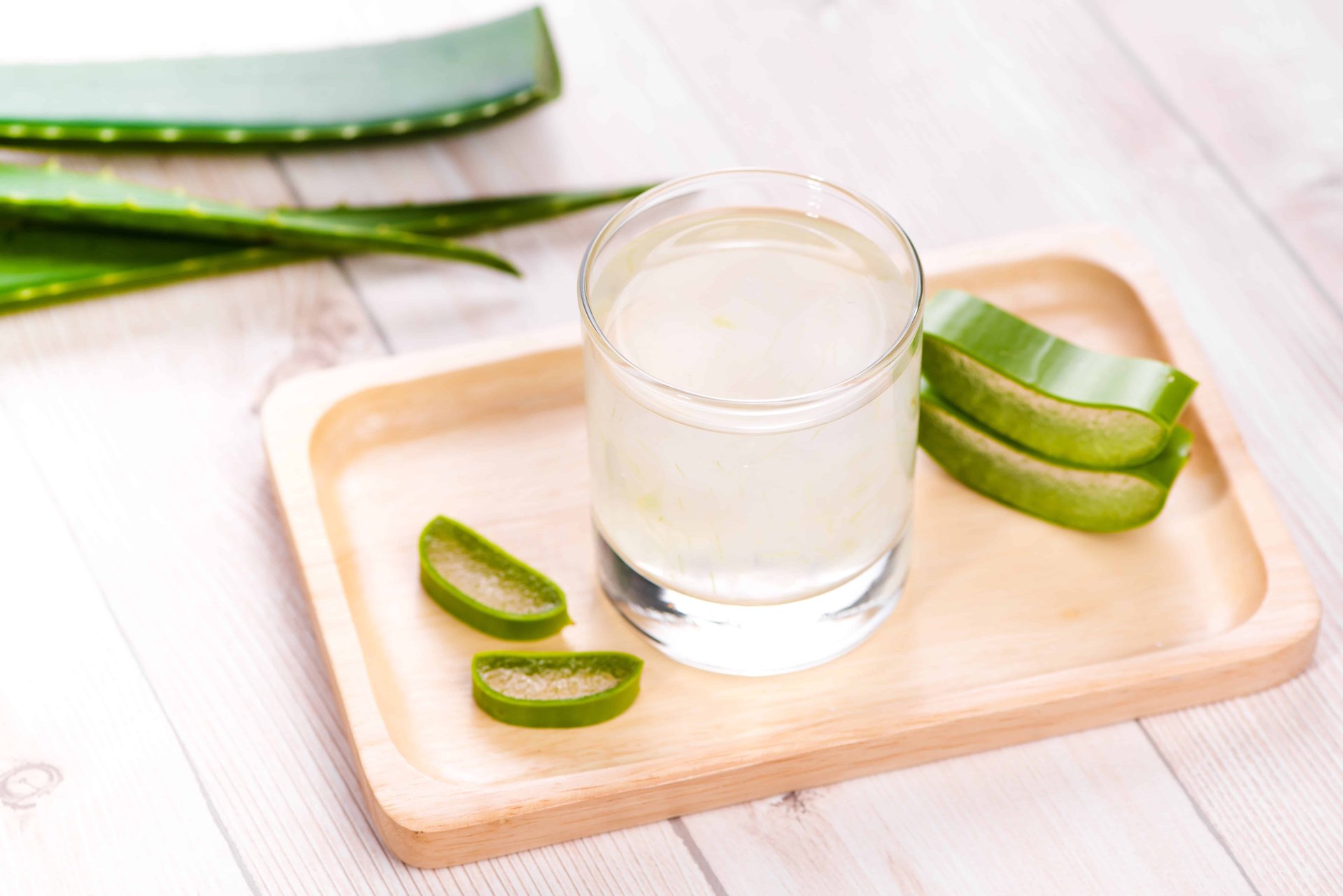 10 Amazing Benefits of Aloe Vera + How to Make Aloe Juice at Home ...