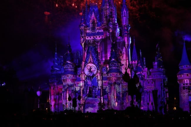 Disney Enchantment Review and Photos: "Projection Technology Steals the ...