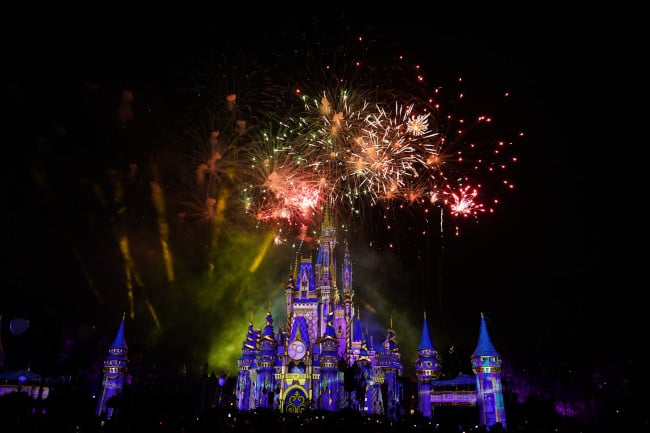 Disney Enchantment Review and Photos: "Projection Technology Steals the ...
