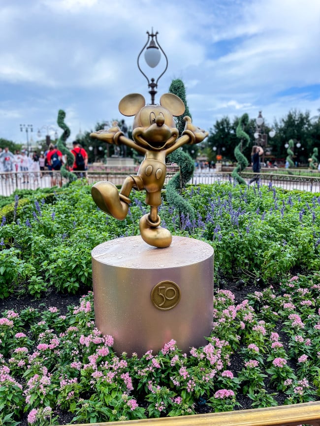 Where to Find Disney Fab 50 Statues in Magic Kingdom - WDW Magazine