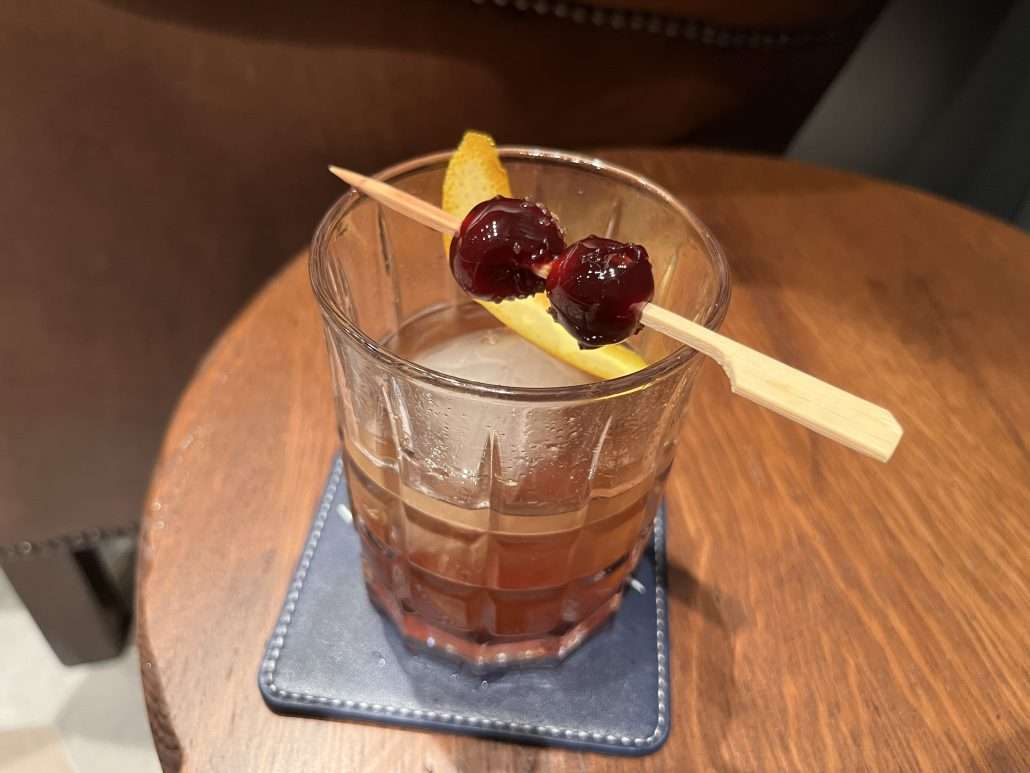 Hook's Barbery: An Old-Fashioned Speakeasy on the Disney Wish