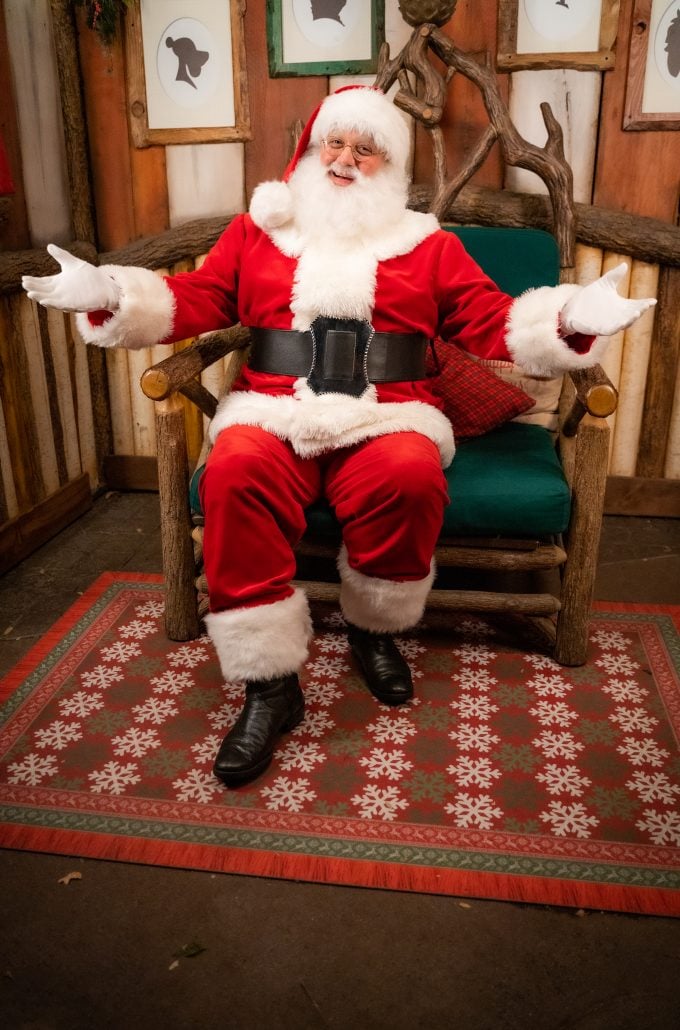 Where to Meet Santa at Disneyland - WDW Magazine